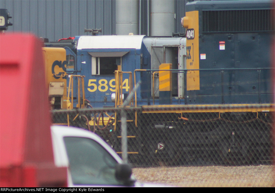 CSX B36-7 #5894